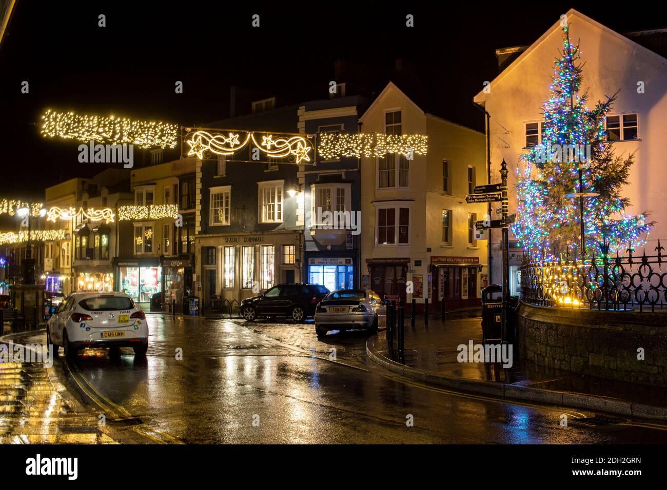 Celebrate Christmas 2025 in Tenby: Events, Markets, and Tips